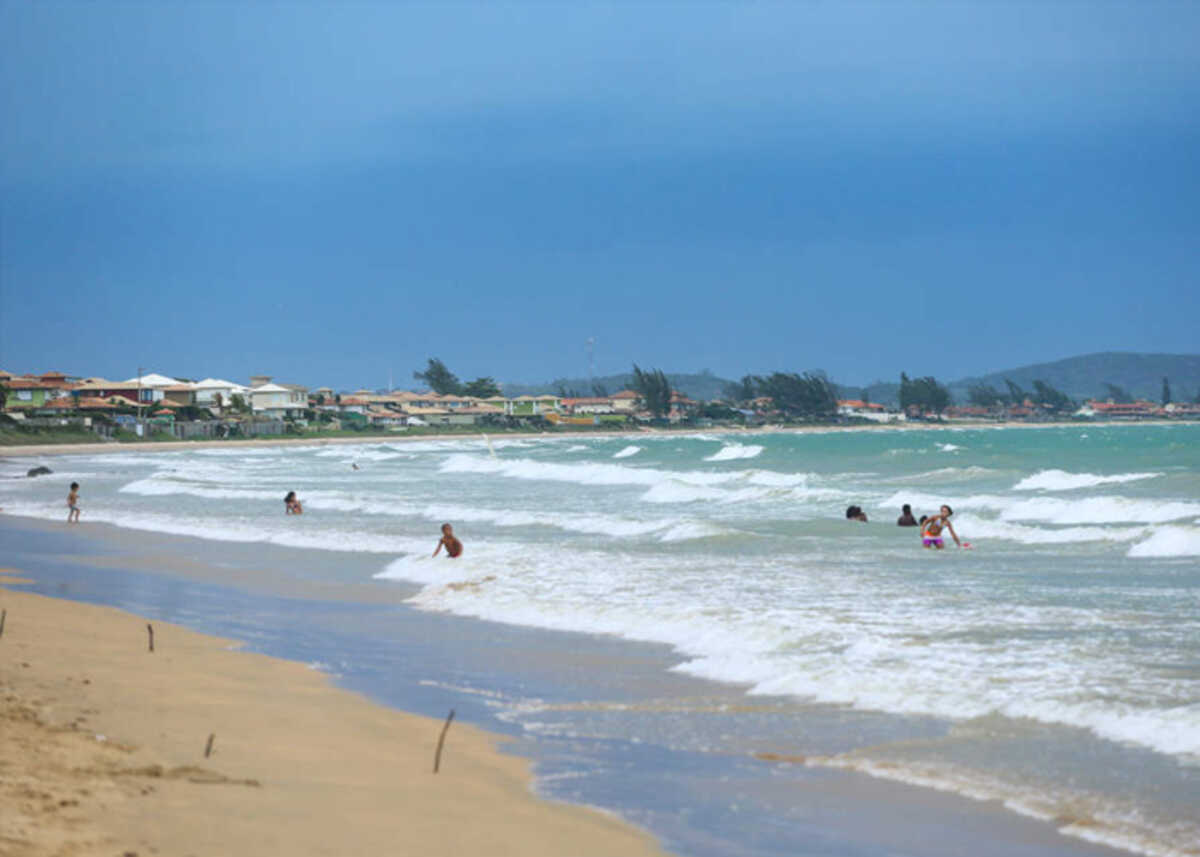Ação Clean Up The World 2024 em Búzios: limpeza da Praia Rasa neste ...